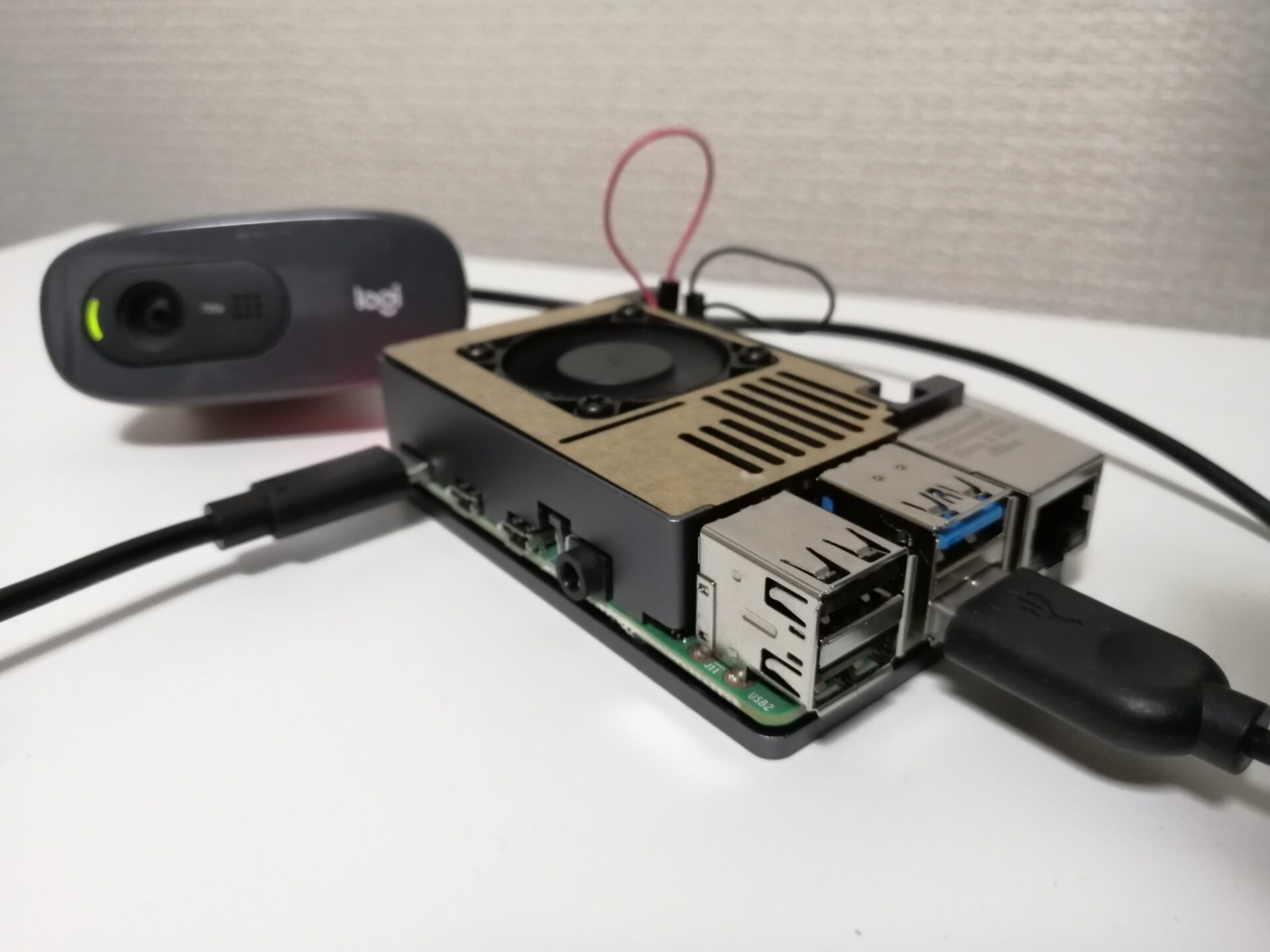 ラズパイとpythonで簡単に顔認証！ Tech Life Hacking