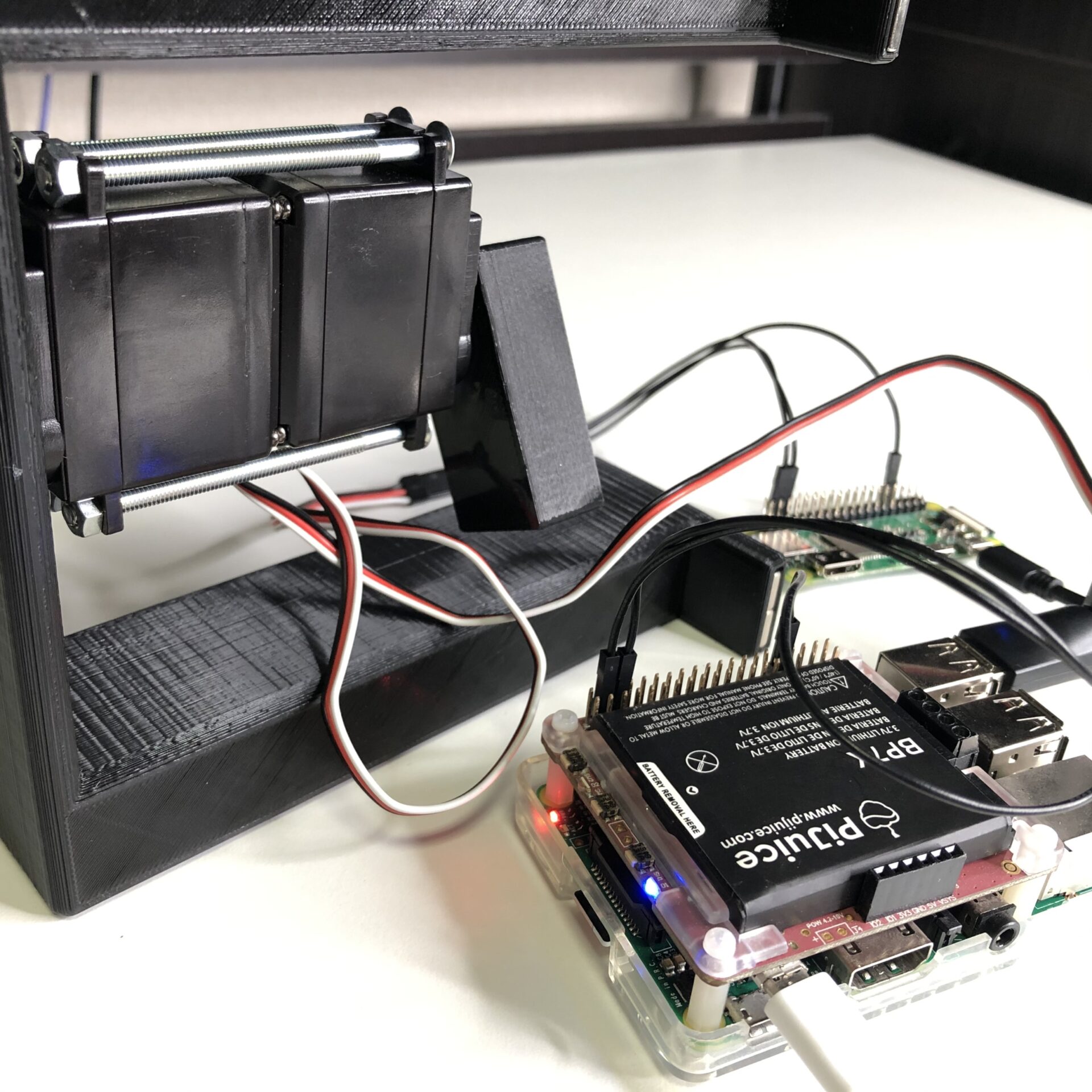 MediaPipeのHandsで手の回転量やBoundingBoxを取得する！ | Tech Life Hacking